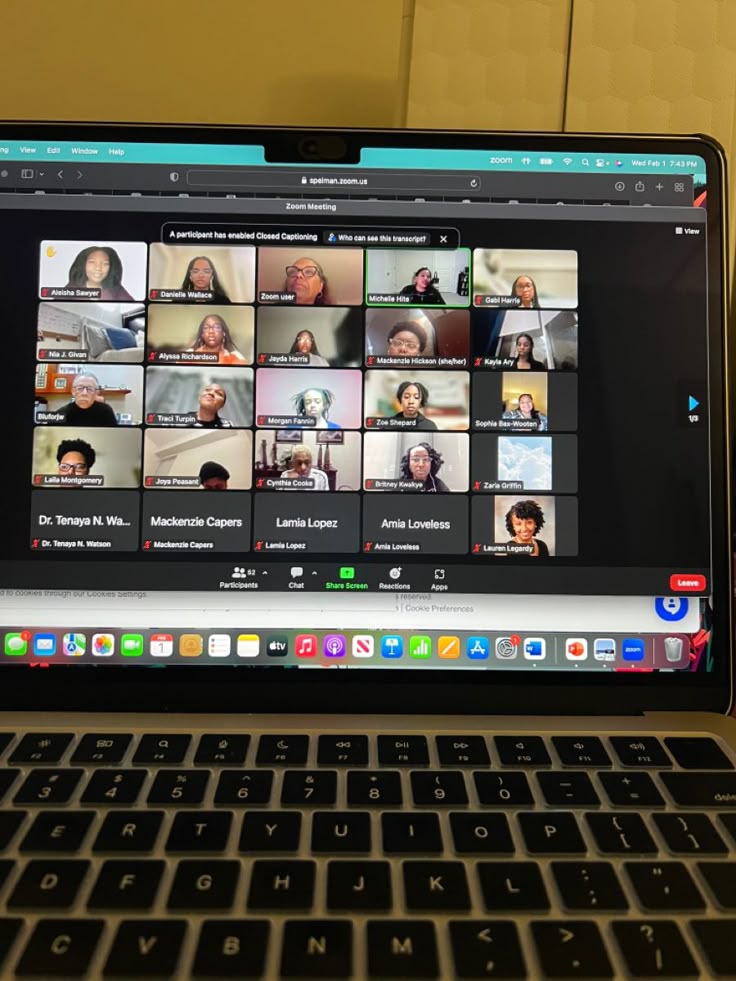 Cyrix Ray | Digital Skills Trainer & Strategist